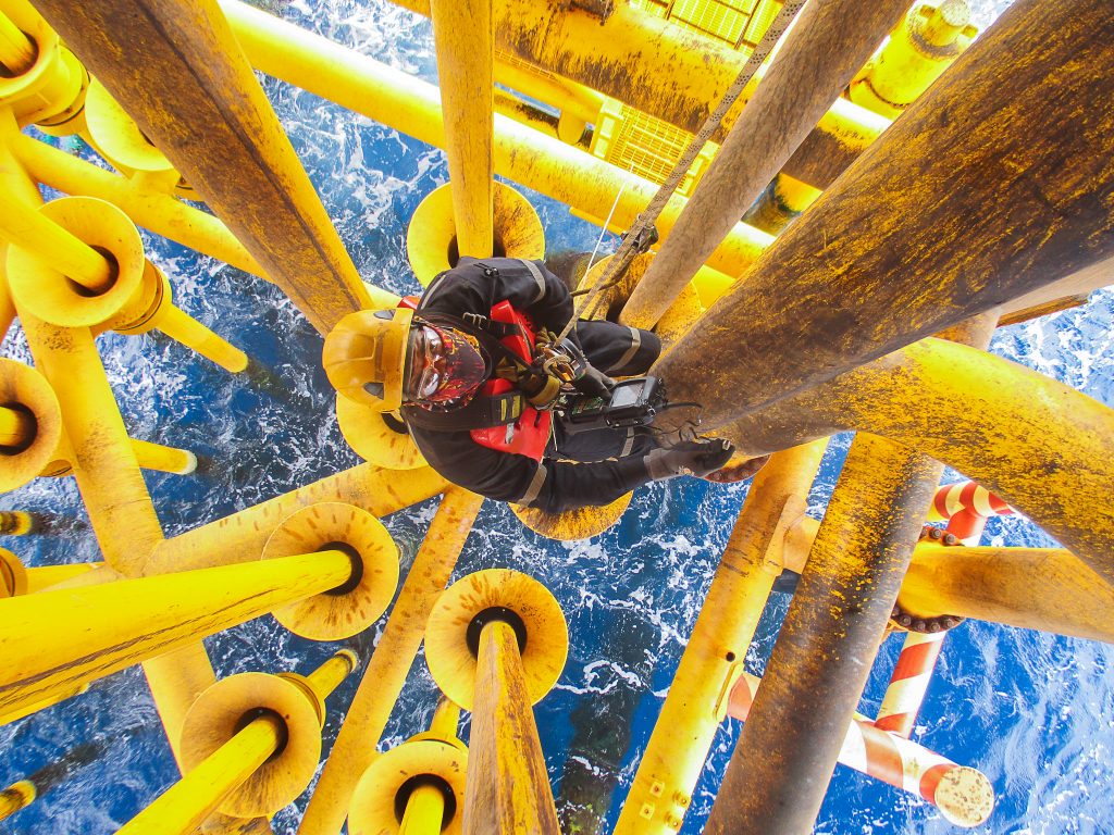 Offshore Workers - Cura Insurance | Get Advice